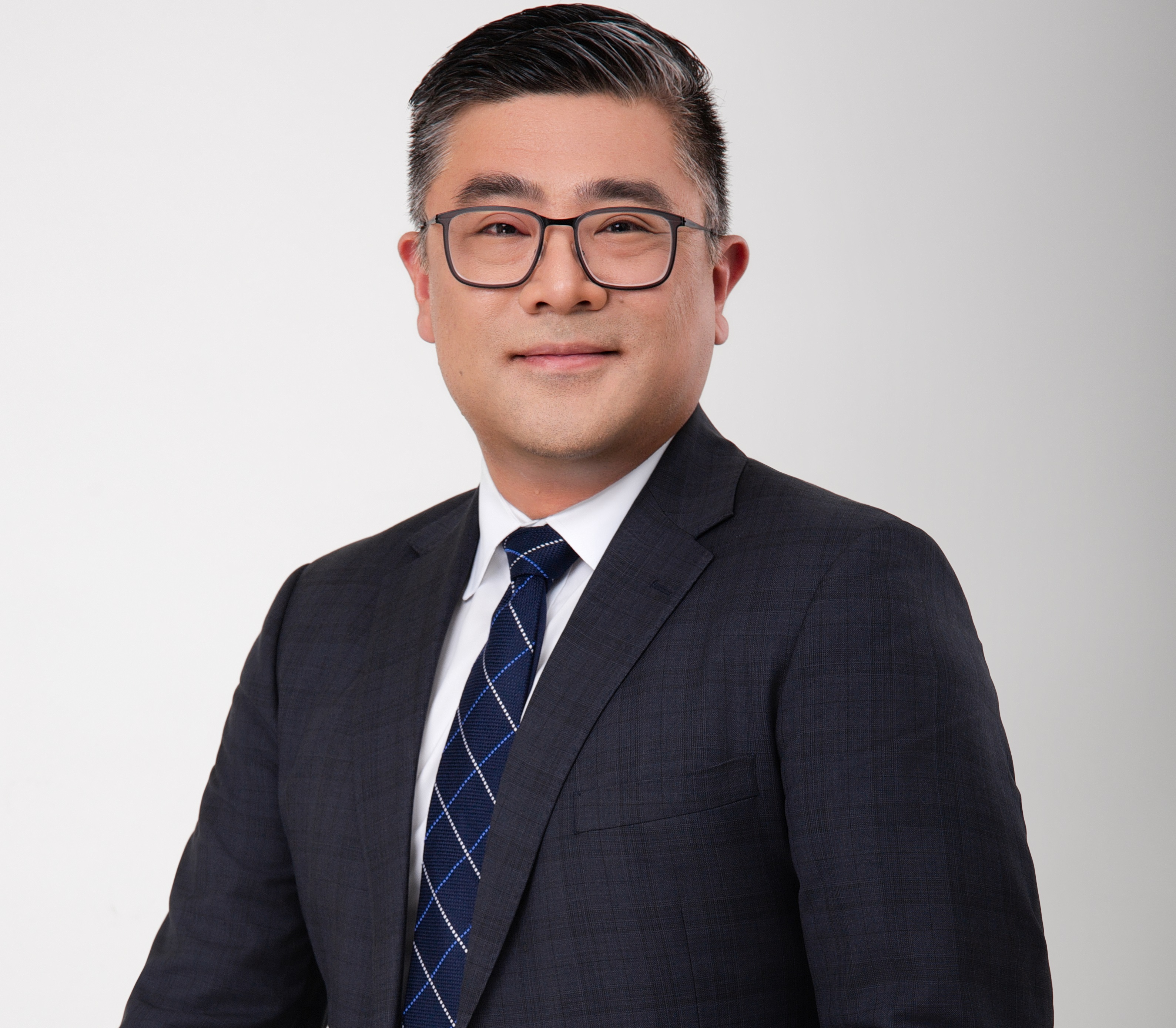 Vu Nguyen - Tax Store